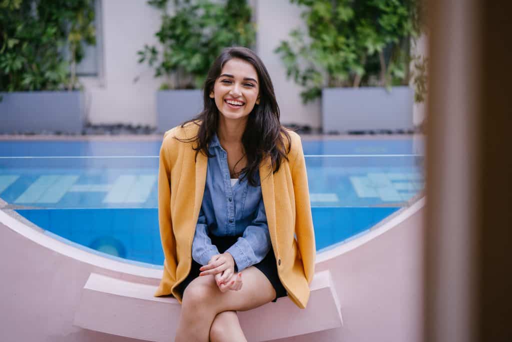 Posing Tips & Ideas for Portrait Photography – Knowledge Hub